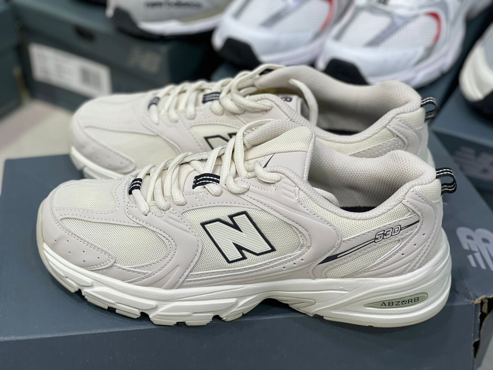 New Balance 530 marble beige | EasyGoing